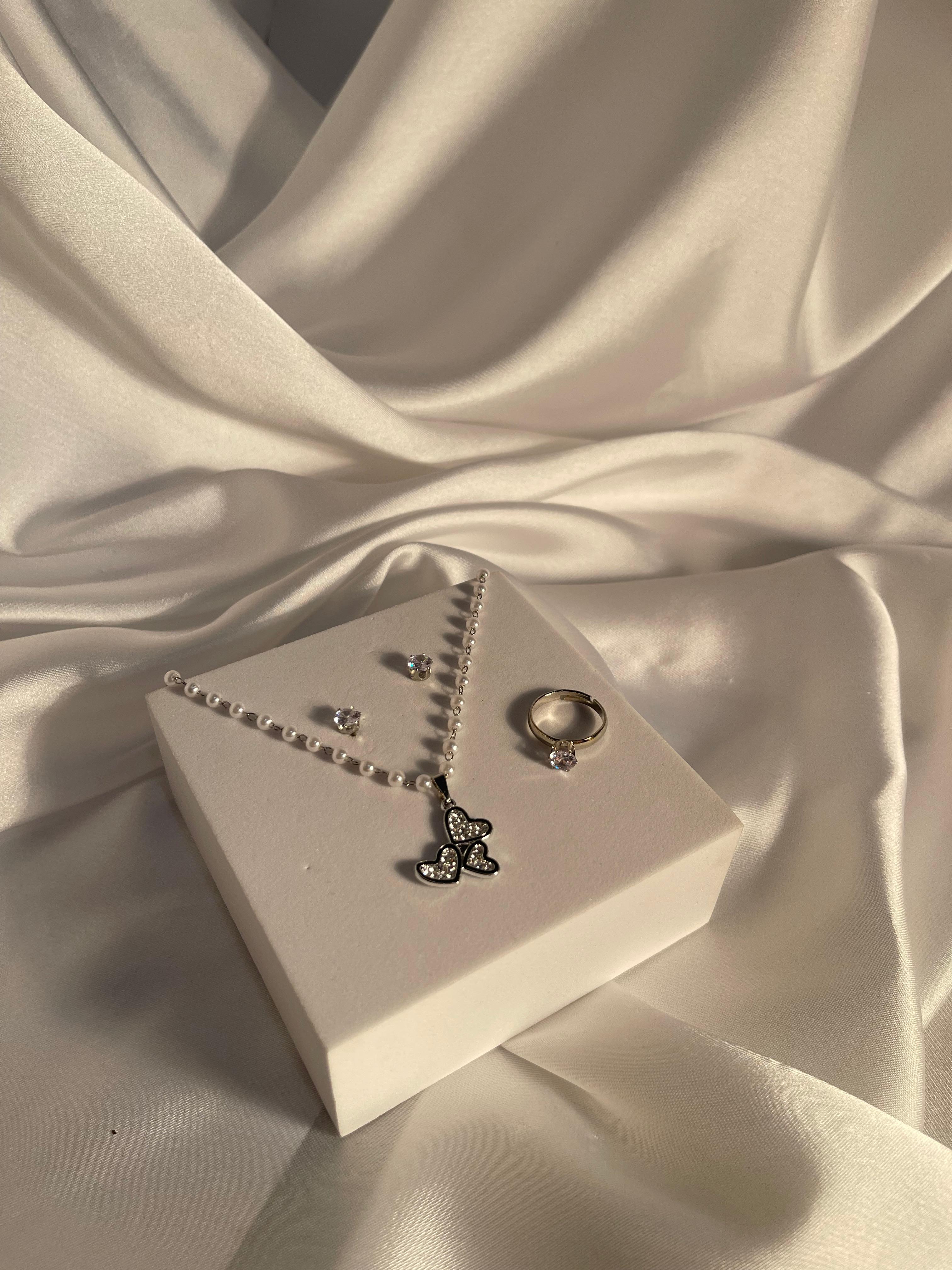 007-Everyday Grace Pendant Set – Mystree Store